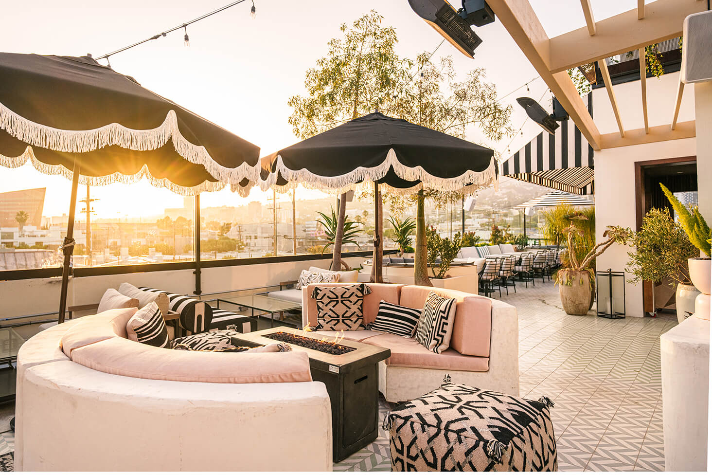 LA's Best Rooftop Restaurants With Amazing Views - The LA Girl
