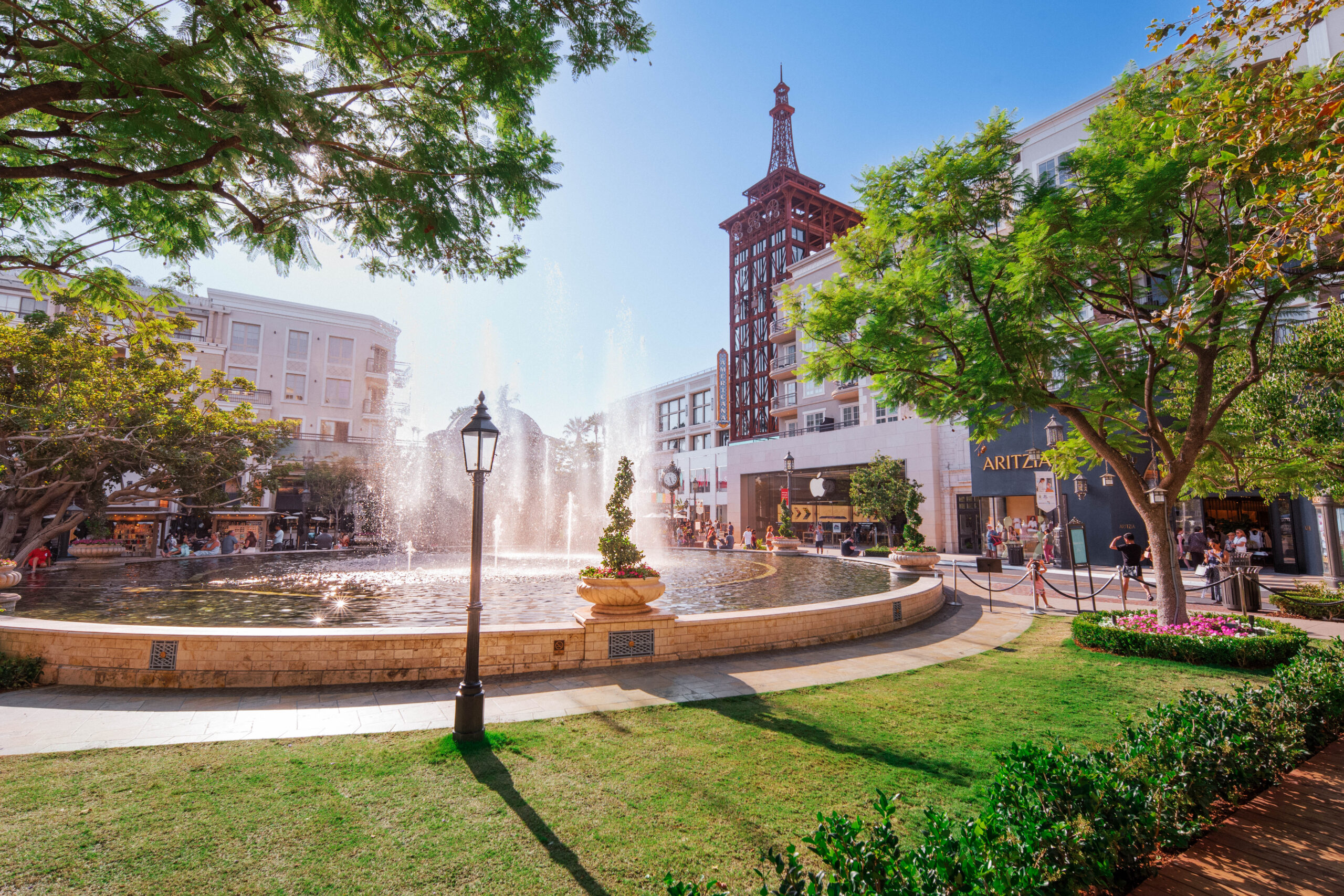 Where to Shop, Drink, Eat & Play at The Americana at Brand - The LA Girl
