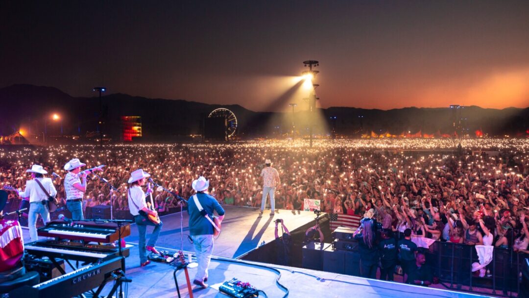 Everything to Know About Country Music's Biggest Festival: Stagecoach ...