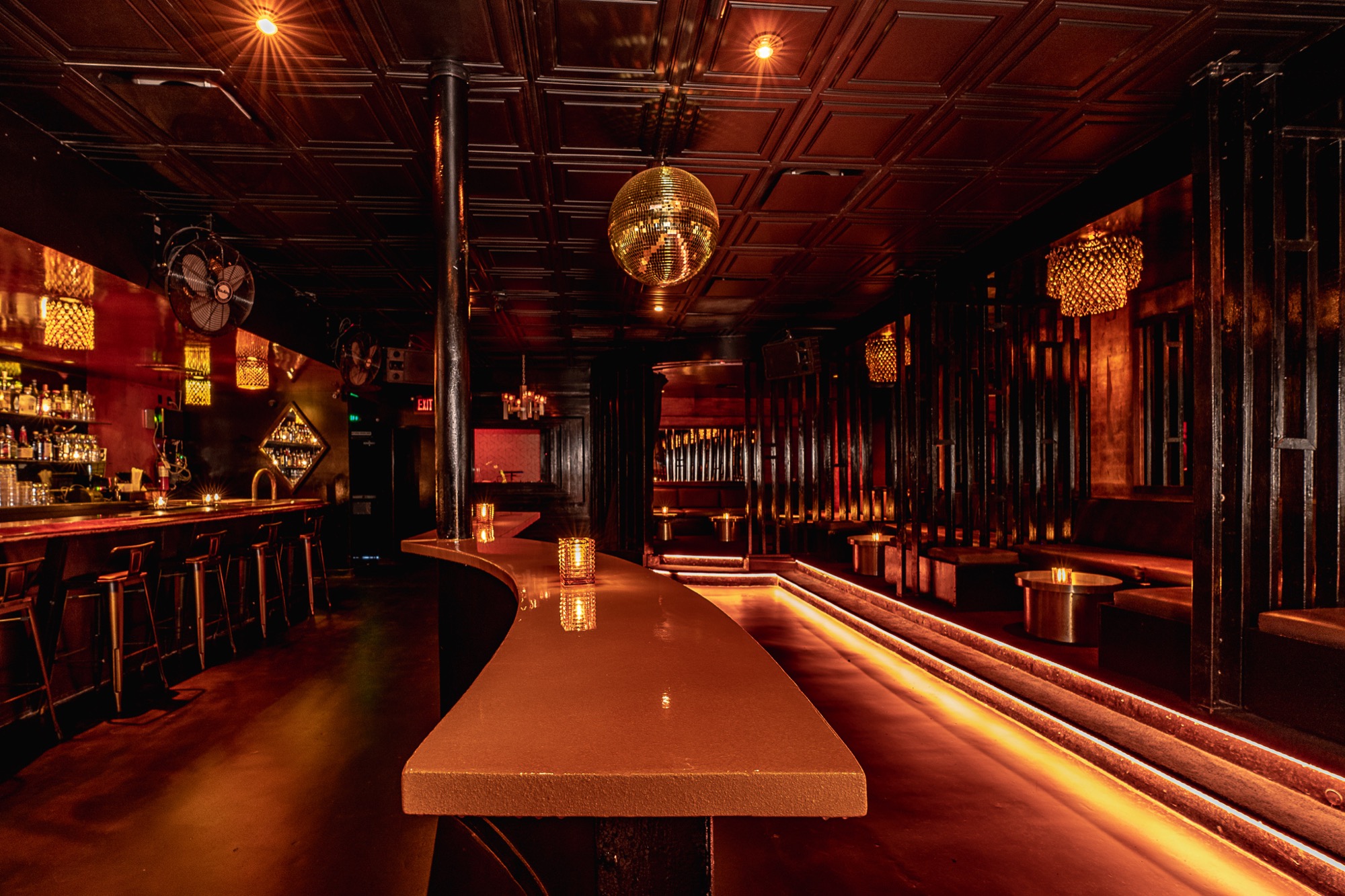 The Best Bars in Santa Monica to Grab a Drink - The LA Girl